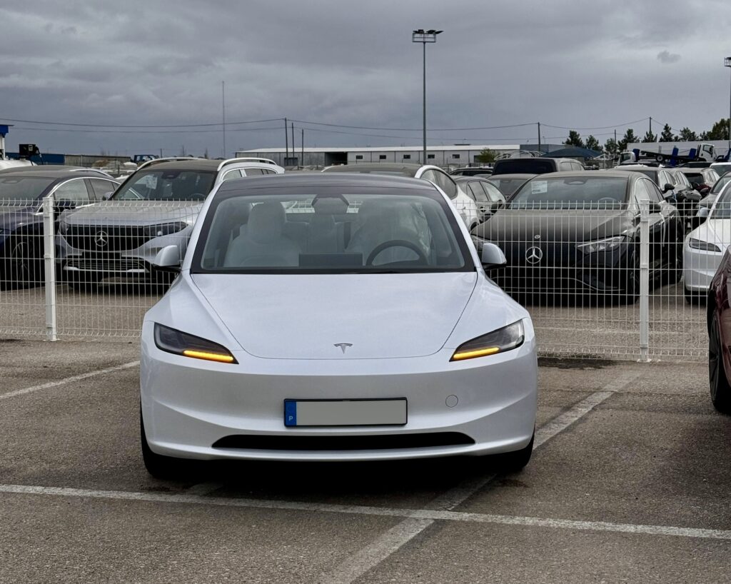 DdB Diogo #04 – Levantamento do Tesla Model 3 na Rodo Cargo - Long Range